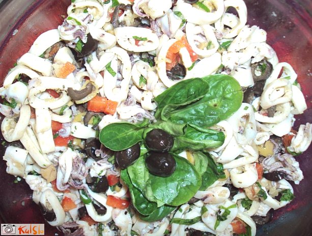 Recept: Lignji v solati - Kulinarika.net