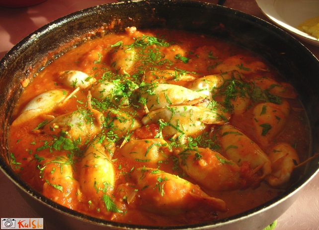 Recept: Polnjeni lignji z gobami - Kulinarika.net