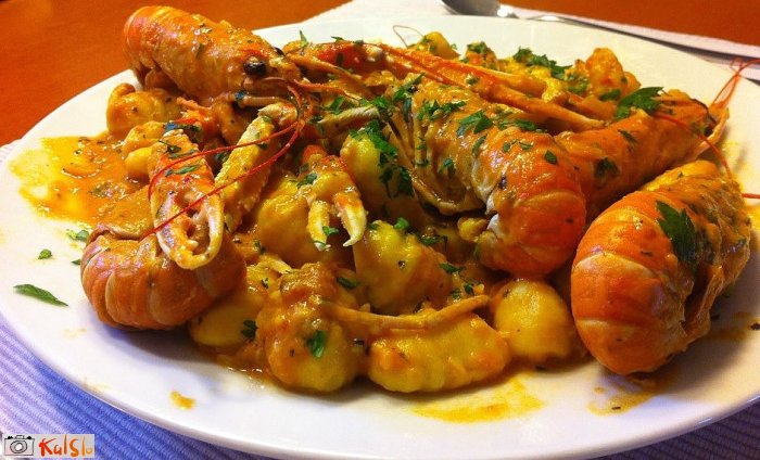 Recept: Škampovi repki v rdeči smetanovi omaki - Kulinarika.net