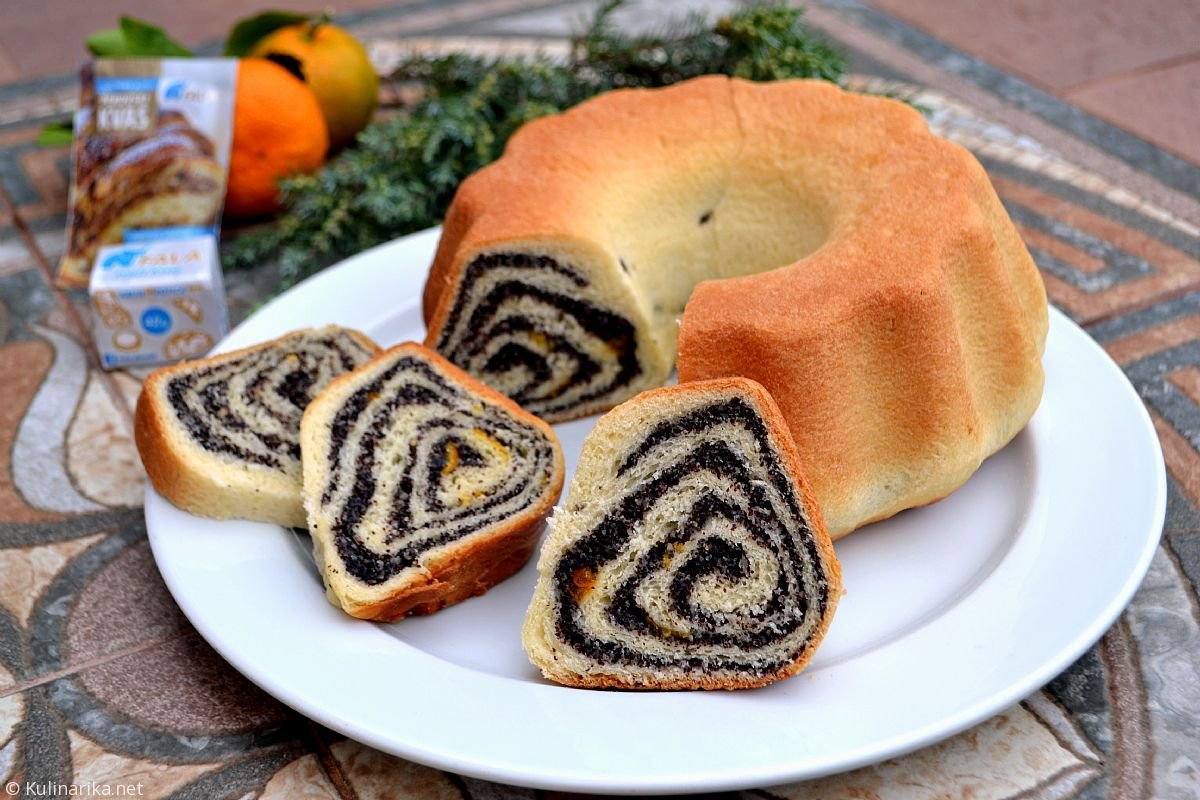 Recept: Makova potica s kandiranimi lupinicami mandarin - Kulinarika.net