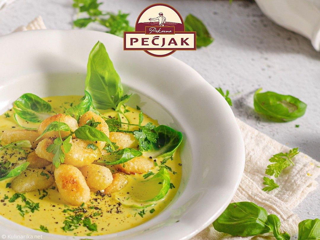 Recept: Svaljki v curry omaki z ohrovtom - Kulinarika.net