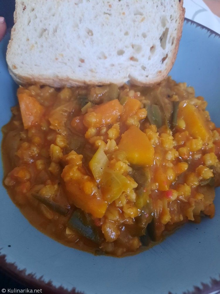 Recept: Zelenjavna mineštra z ješprenom - Kulinarika.net